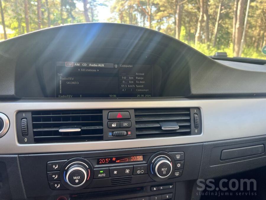 Grey BMW 320 2007 in Riga, with an engine capacity of 2.00 L and mileage of 382 thousand km for 3000 €, photo 10 on AUTOMOTO.COM.LV