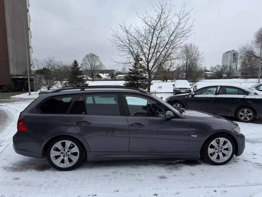 Pelēks BMW 320 2007 Rīga, ar dzinēja tilpumu 2.00 L un nobraukumu 361 tūkst. km par 4790 €, foto 3 vietnē AUTOMOTO.COM.LV