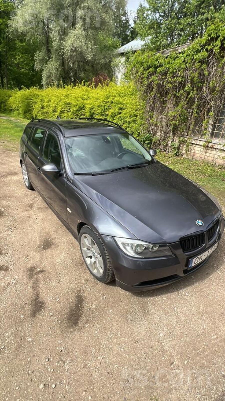 Grey BMW 320 2007 in Balvi, with an engine capacity of 2.00 L and mileage of 430 thousand km for 3800 €, photo 1 on AUTOMOTO.COM.LV