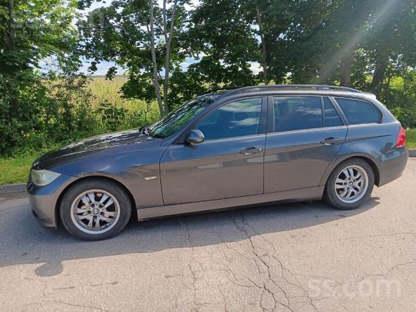 Grey BMW 320 2007 in Riga, with an engine capacity of 2.00 L and mileage of 439 thousand km for 3100 €, photo 2 on AUTOMOTO.COM.LV