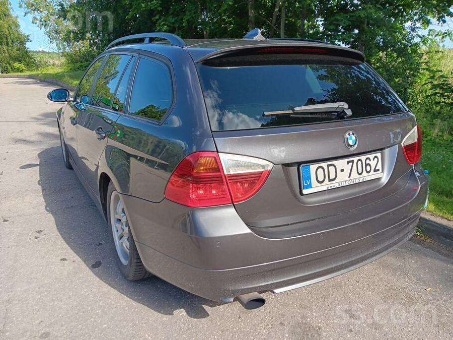Grey BMW 320 2007 in Riga, with an engine capacity of 2.00 L and mileage of 439 thousand km for 3100 €, photo 4 on AUTOMOTO.COM.LV