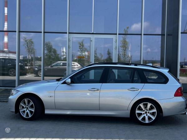 Grey BMW 320 2007 in Vilnius, with an engine capacity of 2.00 L and mileage of 361 thousand km for 3350 €, photo 2 on AUTOMOTO.COM.LV