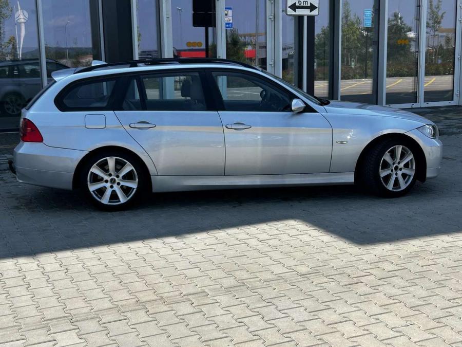Grey BMW 320 2007 in Vilnius, with an engine capacity of 2.00 L and mileage of 361 thousand km for 3350 €, photo 7 on AUTOMOTO.COM.LV