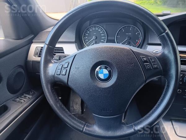 Grey BMW 320 2007 in Riga, with an engine capacity of 2.00 L and mileage of 433 thousand km for 2850 €, photo 10 on AUTOMOTO.COM.LV
