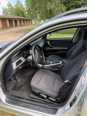 Grey BMW 320 2007 in Riga, with an engine capacity of 2.00 L and mileage of 335 thousand km for 3400 €, photo 9 on AUTOMOTO.COM.LV