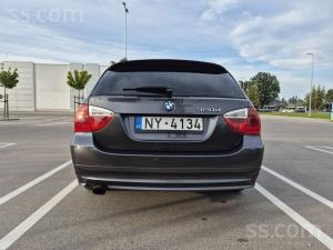 Grey BMW 320 2007 in Riga, with an engine capacity of 2.00 L and mileage of 270 thousand km for 4950 €, photo 5 on AUTOMOTO.COM.LV