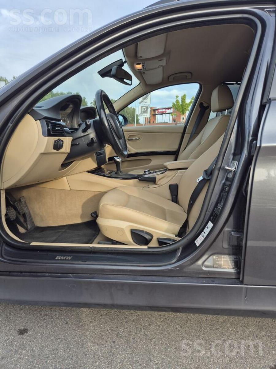 Grey BMW 320 2007 in Riga, with an engine capacity of 2.00 L and mileage of 270 thousand km for 4950 €, photo 12 on AUTOMOTO.COM.LV