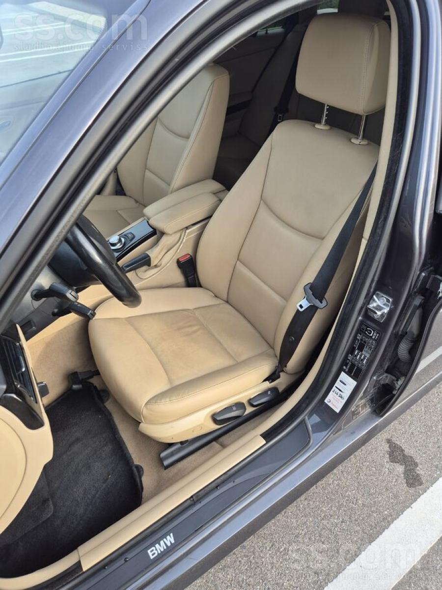 Grey BMW 320 2007 in Riga, with an engine capacity of 2.00 L and mileage of 270 thousand km for 4950 €, photo 13 on AUTOMOTO.COM.LV