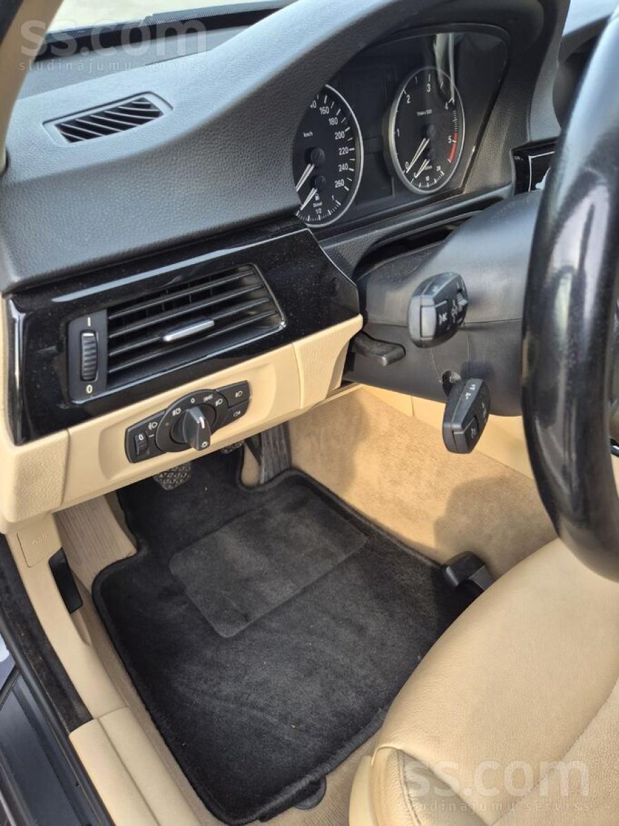 Grey BMW 320 2007 in Riga, with an engine capacity of 2.00 L and mileage of 270 thousand km for 4950 €, photo 14 on AUTOMOTO.COM.LV