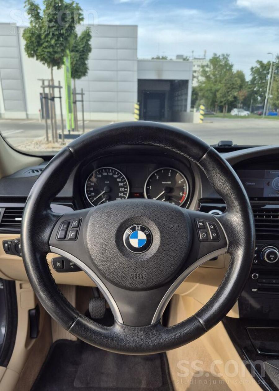 Grey BMW 320 2007 in Riga, with an engine capacity of 2.00 L and mileage of 270 thousand km for 4950 €, photo 15 on AUTOMOTO.COM.LV