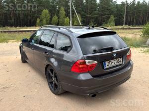 Grey BMW 320 2007 in Riga, with an engine capacity of 2.00 L and mileage of 433 thousand km for 3500 €, photo 4 on AUTOMOTO.COM.LV