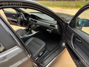 Grey BMW 320 2007 in Riga, with an engine capacity of 2.00 L and mileage of 433 thousand km for 3500 €, photo 6 on AUTOMOTO.COM.LV