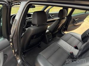 Grey BMW 320 2007 in Riga, with an engine capacity of 2.00 L and mileage of 433 thousand km for 3500 €, photo 8 on AUTOMOTO.COM.LV