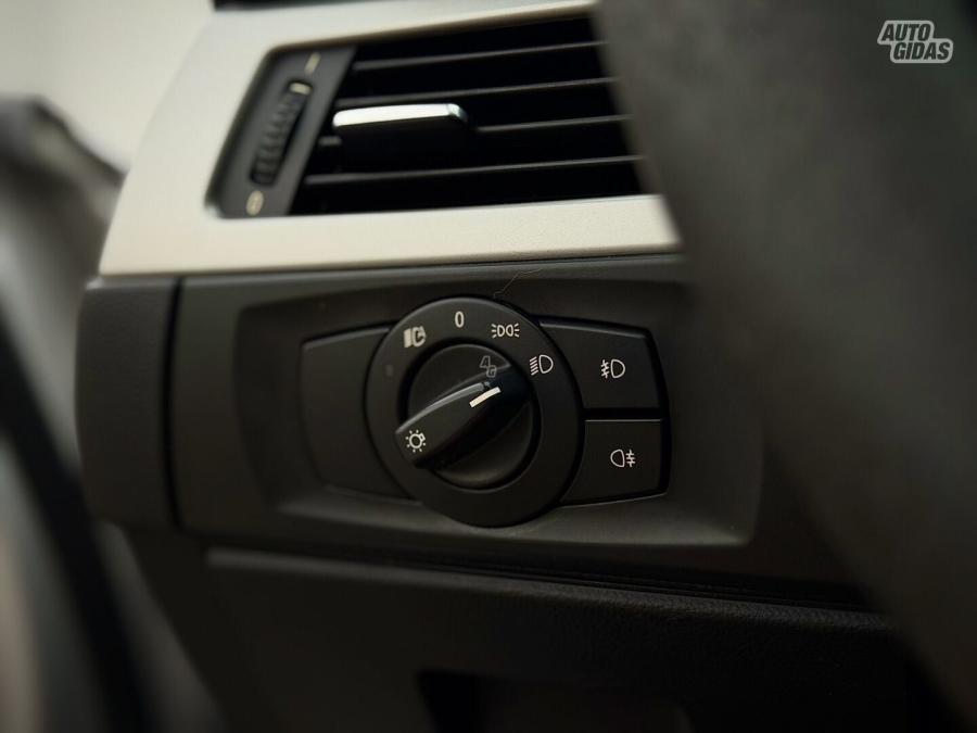 Pelēks BMW 320 2007 Šauļi, ar dzinēja tilpumu 2.00 L un nobraukumu 389 tūkst. km par 2999 €, foto 22 vietnē AUTOMOTO.COM.LV