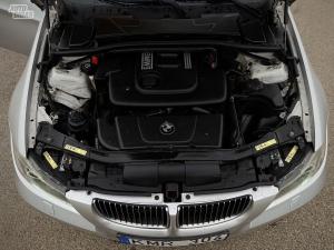 Pelēks BMW 320 2007 Šauļi, ar dzinēja tilpumu 2.00 L un nobraukumu 389 tūkst. km par 2999 €, foto 23 vietnē AUTOMOTO.COM.LV