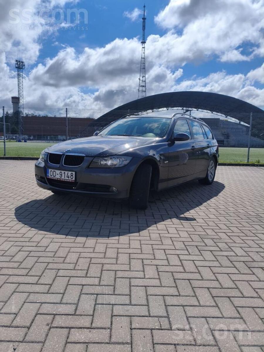 Pelēks BMW 320 2007 Jūrmala, ar dzinēja tilpumu 2.00 L un nobraukumu 243 tūkst. km par 2150 €, foto 3 vietnē AUTOMOTO.COM.LV