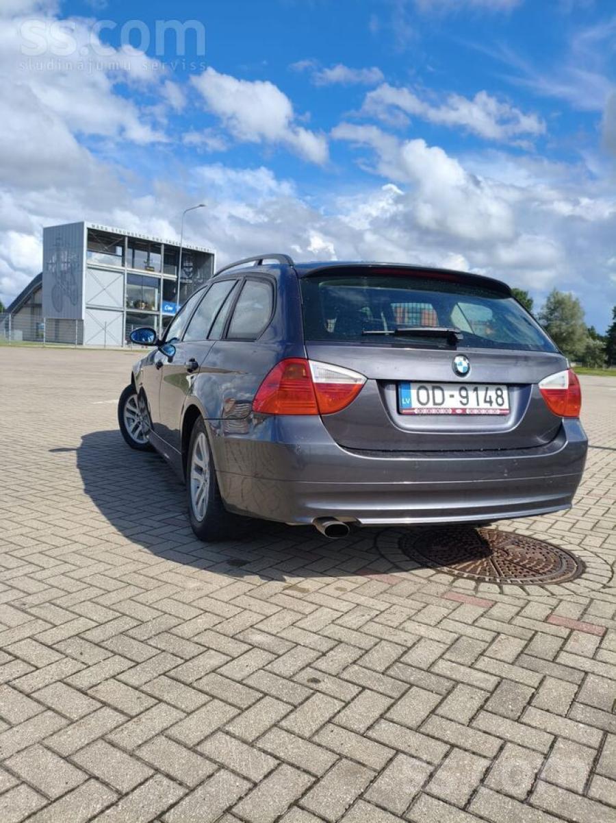 Pelēks BMW 320 2007 Jūrmala, ar dzinēja tilpumu 2.00 L un nobraukumu 243 tūkst. km par 2150 €, foto 4 vietnē AUTOMOTO.COM.LV