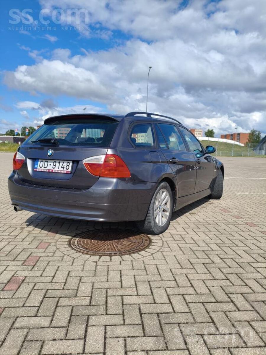 Pelēks BMW 320 2007 Jūrmala, ar dzinēja tilpumu 2.00 L un nobraukumu 243 tūkst. km par 2150 €, foto 5 vietnē AUTOMOTO.COM.LV