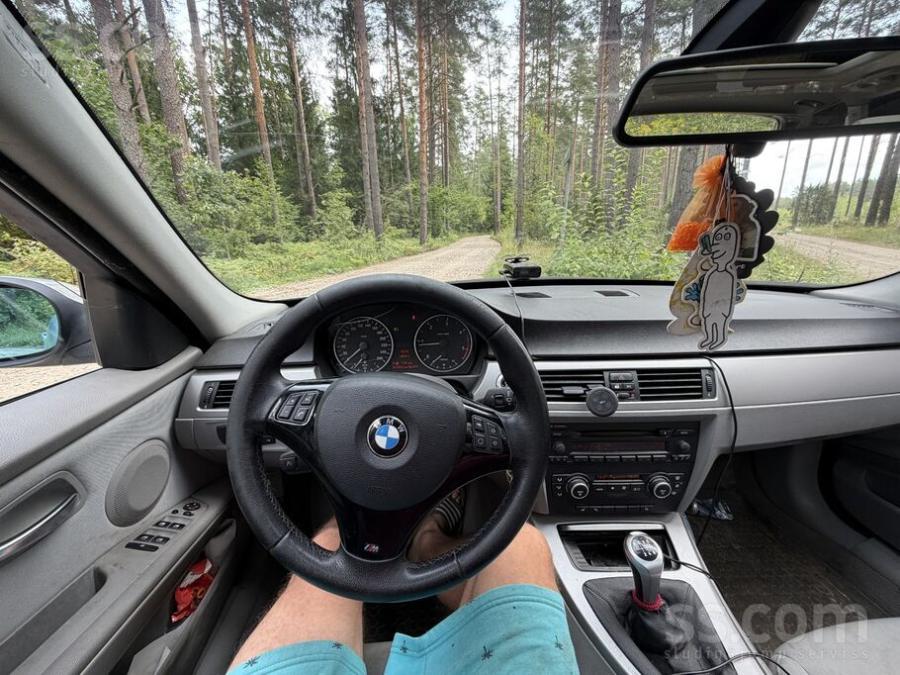 Pelēks BMW 320 2007 Rīga, ar dzinēja tilpumu 2.00 L un nobraukumu 334 tūkst. km par 2600 €, foto 6 vietnē AUTOMOTO.COM.LV