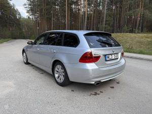 Pelēks BMW 320 2007 Viļņa, ar dzinēja tilpumu 2.00 L un nobraukumu 359 tūkst. km par 2200 €, foto 8 vietnē AUTOMOTO.COM.LV