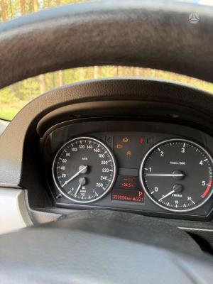 Pelēks BMW 320 2007 Viļņa, ar dzinēja tilpumu 2.00 L un nobraukumu 359 tūkst. km par 2200 €, foto 17 vietnē AUTOMOTO.COM.LV