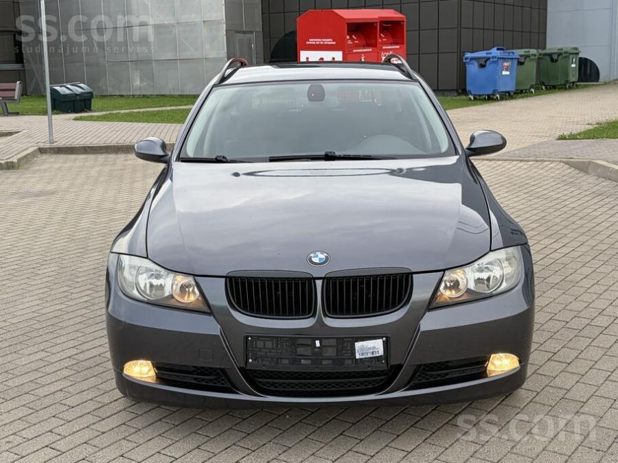 Grey BMW 320 2007 in Riga, with an engine capacity of 2.00 L and mileage of 279 thousand km for 3590 €, photo 3 on AUTOMOTO.COM.LV