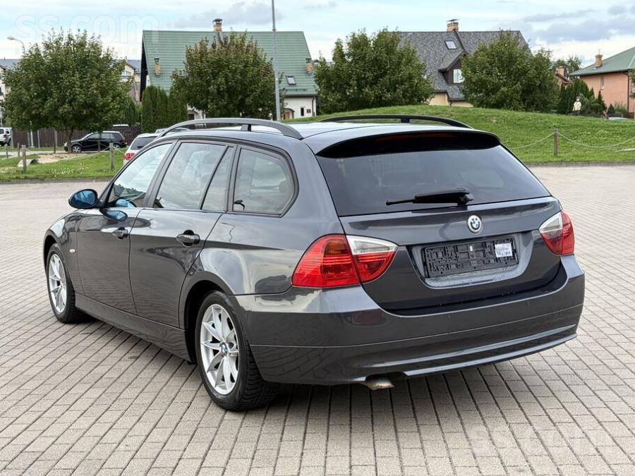 Grey BMW 320 2007 in Riga, with an engine capacity of 2.00 L and mileage of 279 thousand km for 3590 €, photo 6 on AUTOMOTO.COM.LV