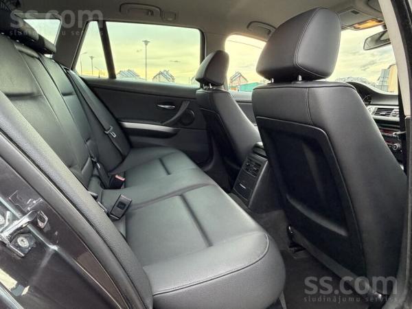 Grey BMW 320 2007 in Riga, with an engine capacity of 2.00 L and mileage of 279 thousand km for 3590 €, photo 10 on AUTOMOTO.COM.LV