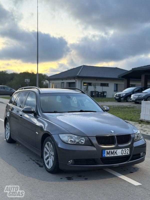 Pelēks BMW 320 2007 Klaipėda, ar dzinēja tilpumu 2.00 L un nobraukumu 248 tūkst. km par 2450 €, foto 4 vietnē AUTOMOTO.COM.LV