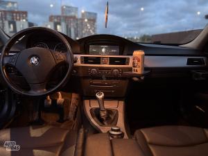 Grey BMW 320 2007 in Klaipeda, with an engine capacity of 2.00 L and mileage of 248 thousand km for 2450 €, photo 11 on AUTOMOTO.COM.LV