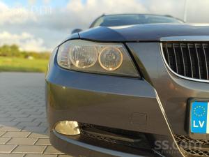 Grey BMW 320 2007 in Riga, with an engine capacity of 2.00 L and mileage of 306 thousand km for 2890 €, photo 4 on AUTOMOTO.COM.LV
