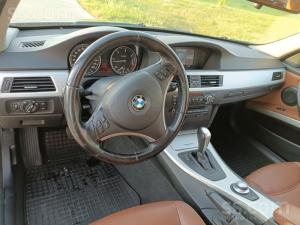 Grey BMW 320 2007 in Riga, with an engine capacity of 2.00 L and mileage of 306 thousand km for 2890 €, photo 11 on AUTOMOTO.COM.LV