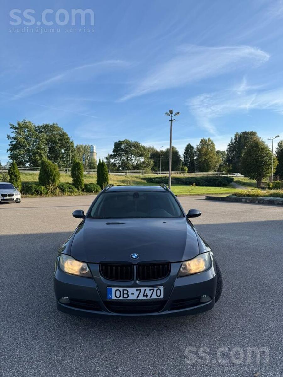 Grey BMW 320 2007 in Riga, with an engine capacity of 2.00 L and mileage of 300 thousand km for 3270 €, photo 3 on AUTOMOTO.COM.LV