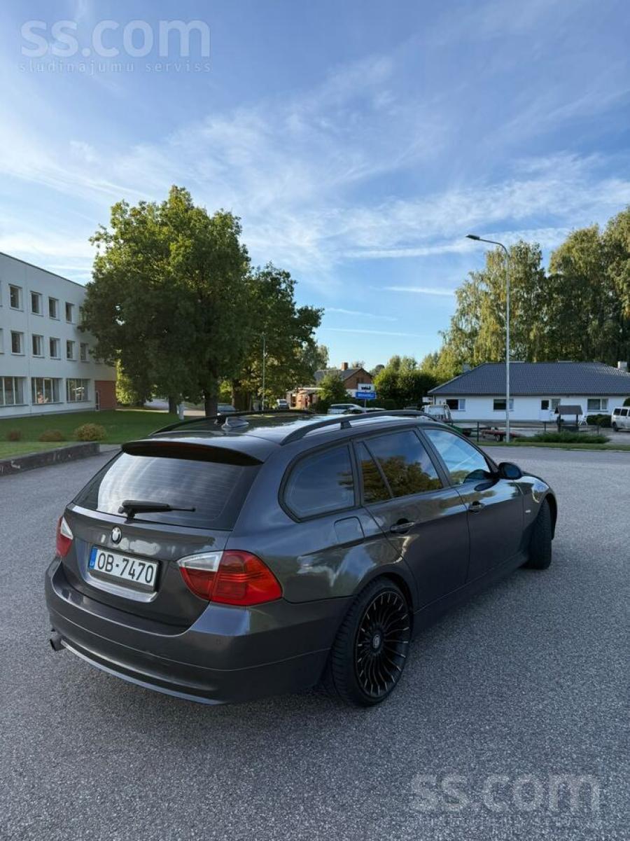 Grey BMW 320 2007 in Riga, with an engine capacity of 2.00 L and mileage of 300 thousand km for 3270 €, photo 5 on AUTOMOTO.COM.LV