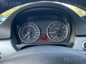 Grey BMW 320 2007 in Riga, with an engine capacity of 2.00 L and mileage of 300 thousand km for 3270 €, photo 13 on AUTOMOTO.COM.LV