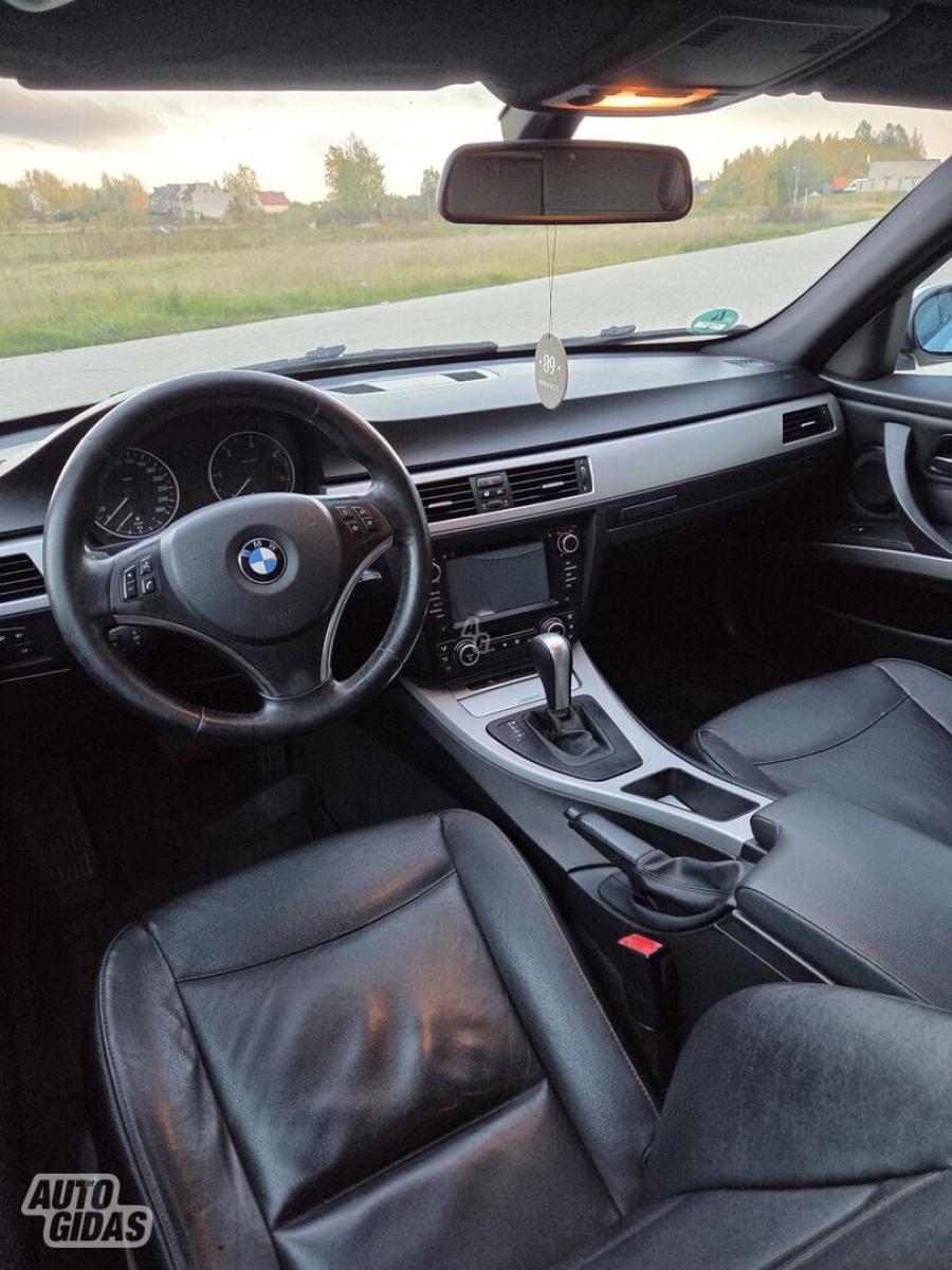 Grey BMW 320 2007 in Siauliai, with an engine capacity of 2.00 L and mileage of 355 thousand km for 2950 €, photo 11 on AUTOMOTO.COM.LV