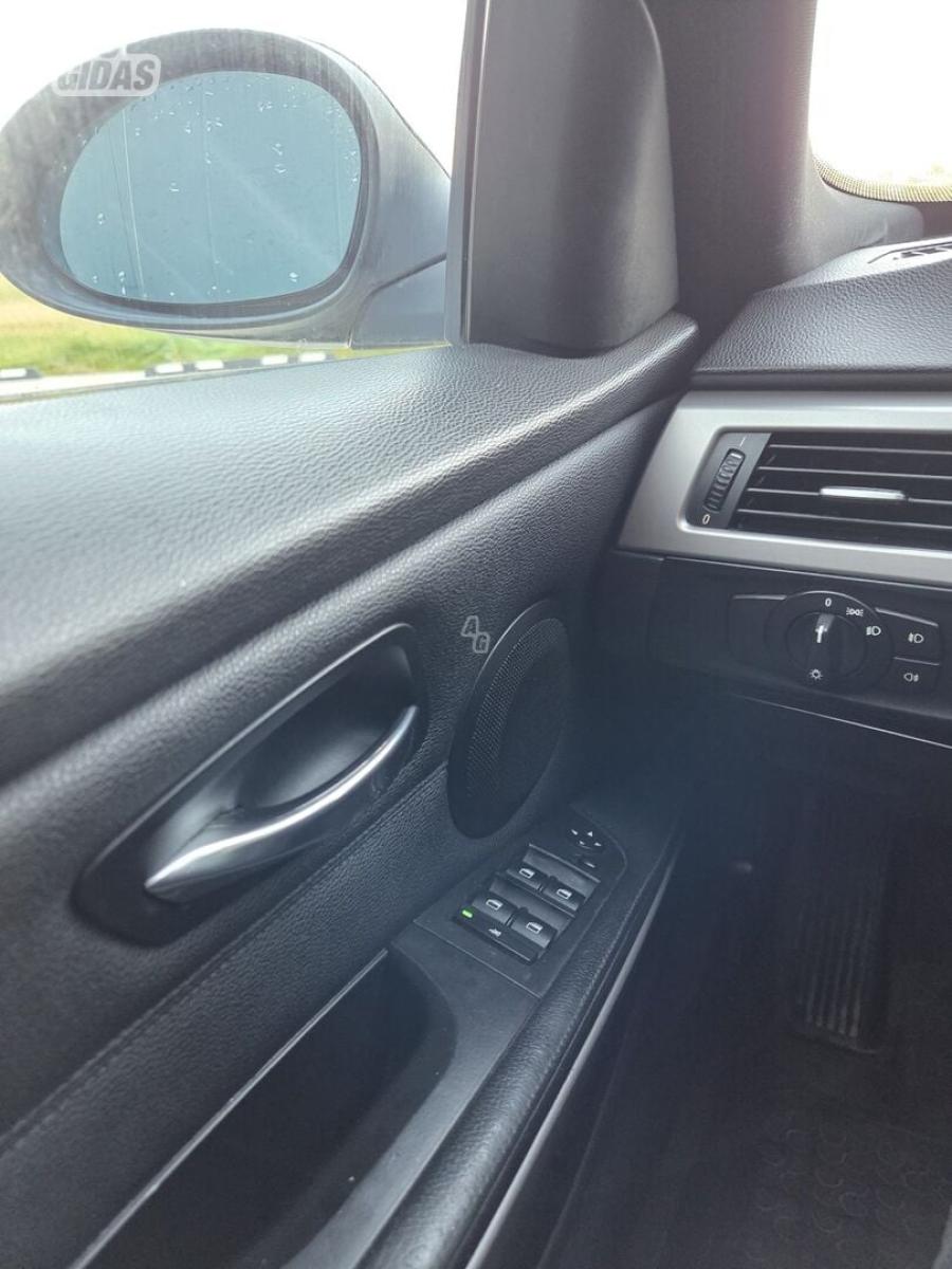 Grey BMW 320 2007 in Siauliai, with an engine capacity of 2.00 L and mileage of 355 thousand km for 2950 €, photo 15 on AUTOMOTO.COM.LV