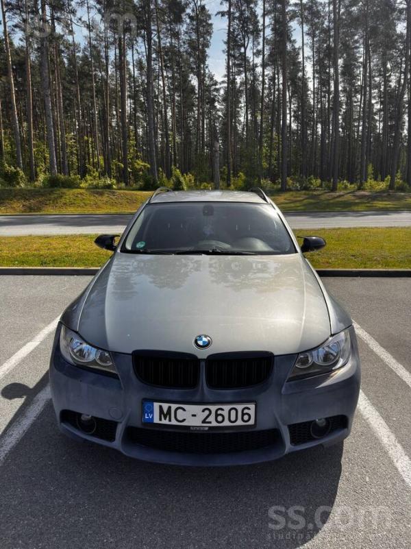 Grey BMW 320 2008 in Riga, with an engine capacity of 2.00 L and mileage of 355 thousand km for 2700 €, photo 2 on AUTOMOTO.COM.LV
