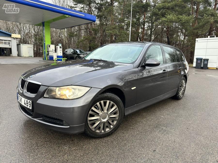 Pelēks BMW 320 2008 Viļņa, ar dzinēja tilpumu 2.00 L un nobraukumu 262 tūkst. km par 2799 €, foto 1 vietnē AUTOMOTO.COM.LV