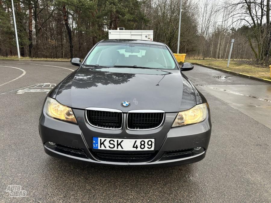 Pelēks BMW 320 2008 Viļņa, ar dzinēja tilpumu 2.00 L un nobraukumu 262 tūkst. km par 2799 €, foto 2 vietnē AUTOMOTO.COM.LV