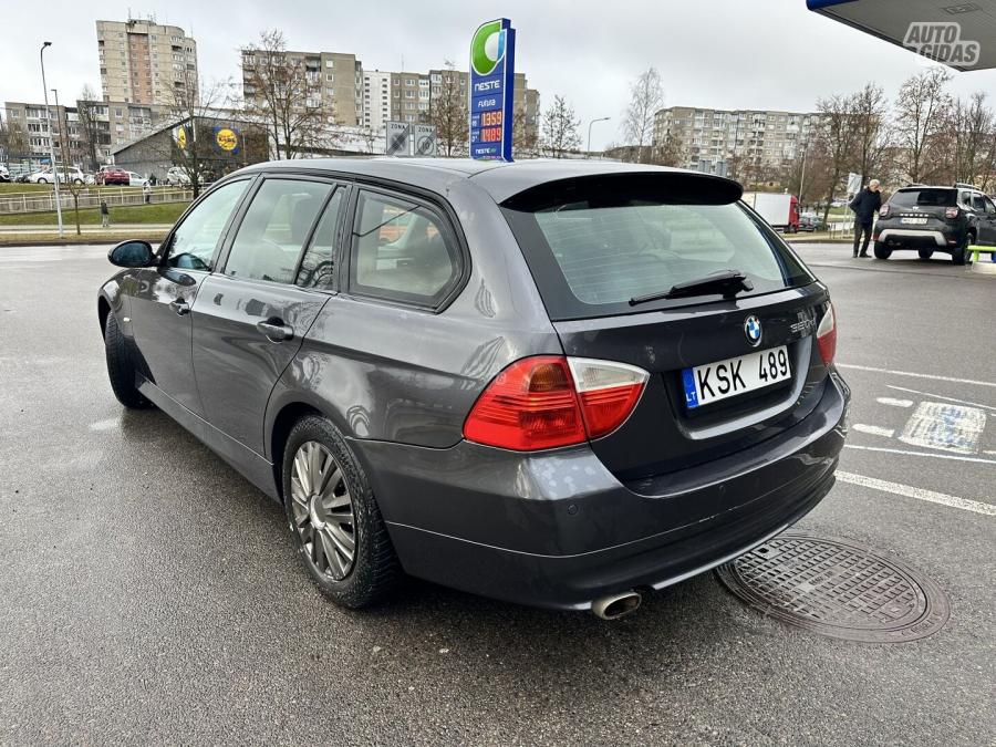 Pelēks BMW 320 2008 Viļņa, ar dzinēja tilpumu 2.00 L un nobraukumu 262 tūkst. km par 2799 €, foto 6 vietnē AUTOMOTO.COM.LV