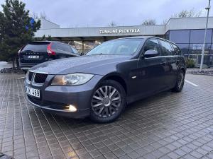 Grey BMW 320 2008 in Vilnius, with an engine capacity of 2.00 L and mileage of 262 thousand km for 2750 €, photo 2 on AUTOMOTO.COM.LV