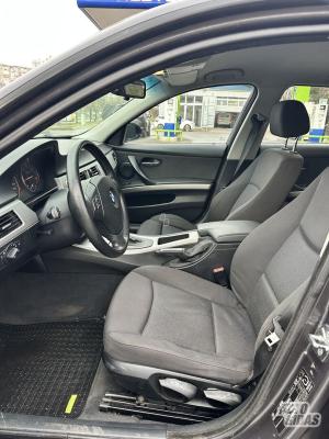 Pelēks BMW 320 2008 Viļņa, ar dzinēja tilpumu 2.00 L un nobraukumu 262 tūkst. km par 2750 €, foto 11 vietnē AUTOMOTO.COM.LV