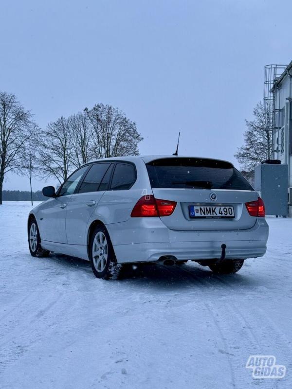 Grey BMW 320 2008 in Kaunas, with an engine capacity of 2.00 L and mileage of 263 thousand km for 4250 €, photo 6 on AUTOMOTO.COM.LV
