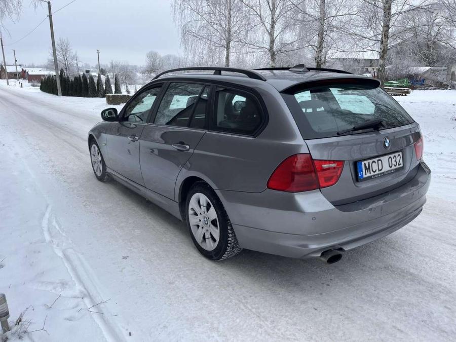Pelēks BMW 320 2008 Marijampole, ar dzinēja tilpumu 2.00 L un nobraukumu 440 tūkst. km par 2999 €, foto 4 vietnē AUTOMOTO.COM.LV