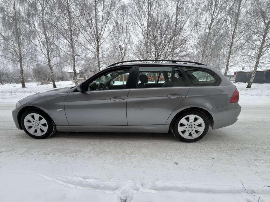 Pelēks BMW 320 2008 Marijampole, ar dzinēja tilpumu 2.00 L un nobraukumu 440 tūkst. km par 2999 €, foto 6 vietnē AUTOMOTO.COM.LV