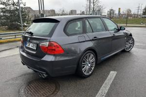 Pelēks BMW 320 2008 Viļņa, ar dzinēja tilpumu 2.00 L un nobraukumu 262 tūkst. km par 2999 €, foto 4 vietnē AUTOMOTO.COM.LV