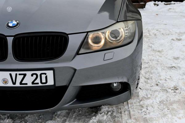 Grey BMW 320 2008 in Kretinga, with an engine capacity of 2.00 L and mileage of 292 thousand km for 5850 €, photo 4 on AUTOMOTO.COM.LV