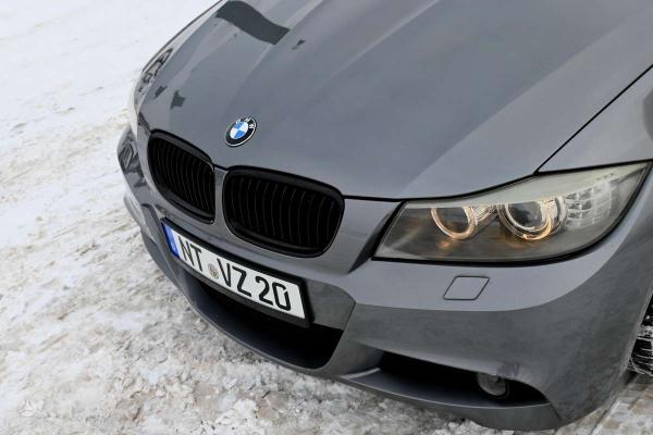 Grey BMW 320 2008 in Kretinga, with an engine capacity of 2.00 L and mileage of 292 thousand km for 5850 €, photo 6 on AUTOMOTO.COM.LV