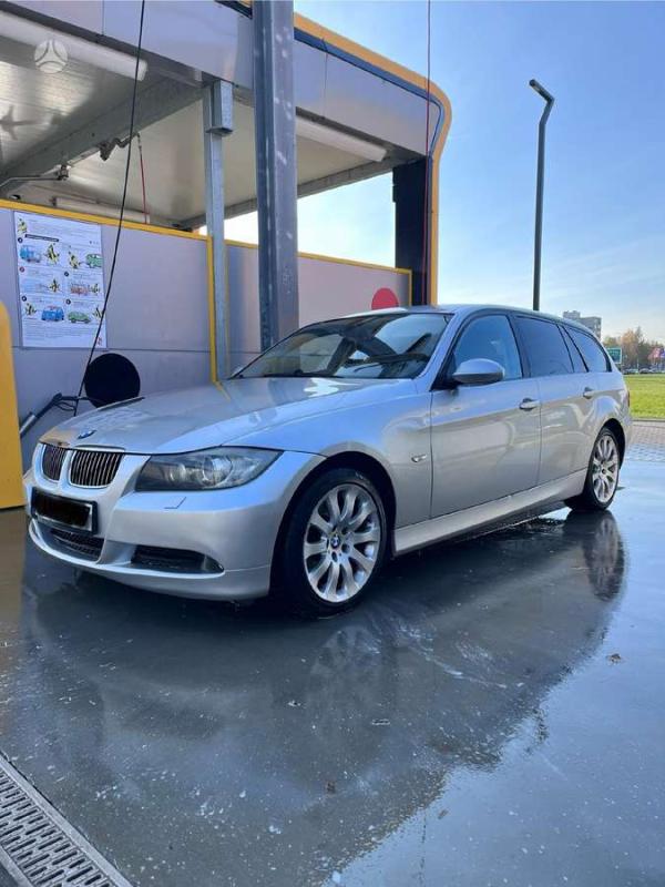 Pelēks BMW 320 2008 Šauļi, ar dzinēja tilpumu 2.00 L un nobraukumu 300 tūkst. km par 3250 €, foto 2 vietnē AUTOMOTO.COM.LV